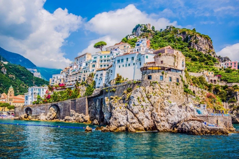 Az Amalfi-part, Dél-Olaszország lenyűgöző látványossága | Blog Invia.hu Az Amalfi-part, Dél-Olaszország lenyűgöző látványossága | Blog Invia.hu